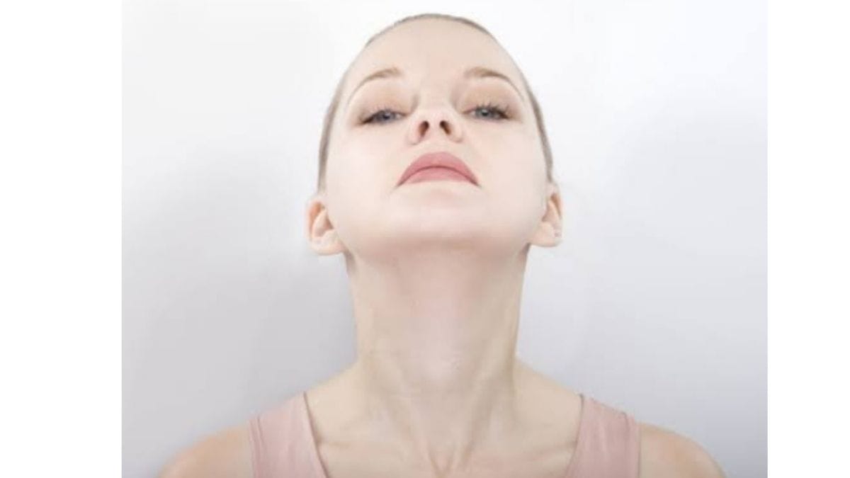 6 effective face exercises for a younger looking skin | Business Upturn