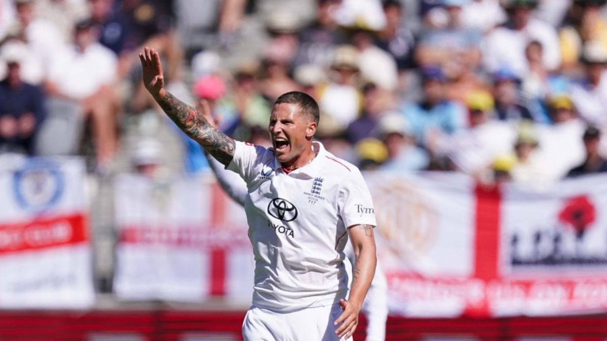 Ashes, 1st Test Day 2: Brydon Carse removes Jake Weatherald as England ...