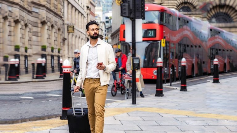 How to Open an NRI Account in India From Abroad | Business Upturn